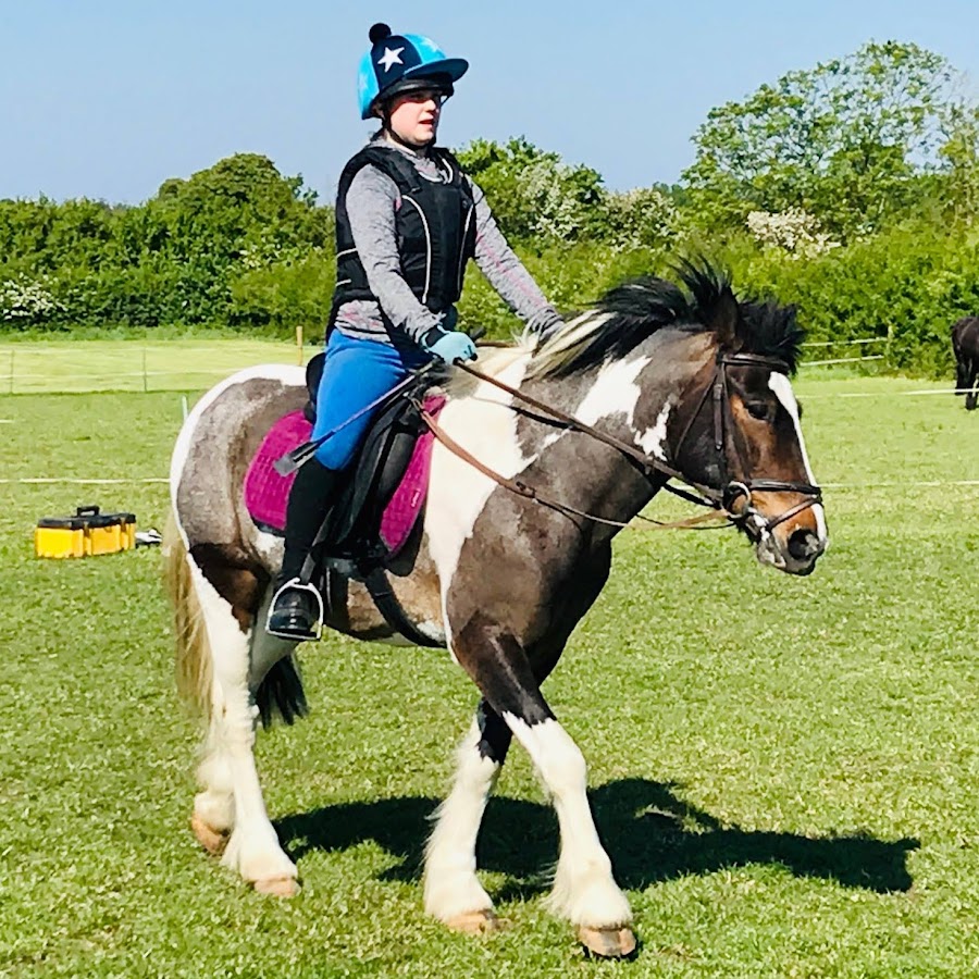 Ponies and us Miller - YouTube