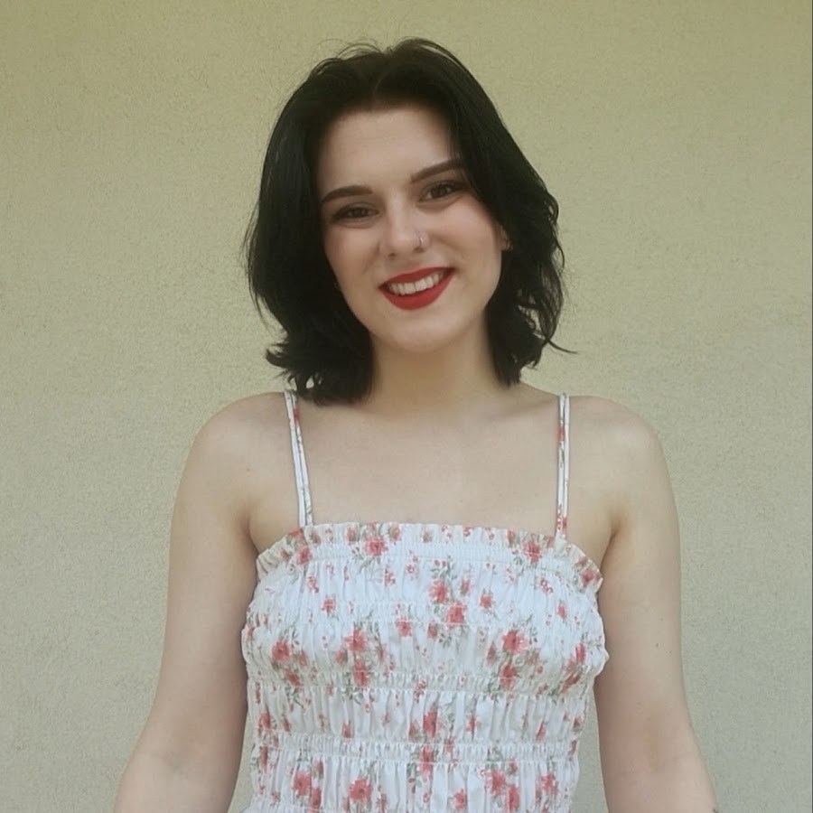 Mercédesz Tóth - YouTube