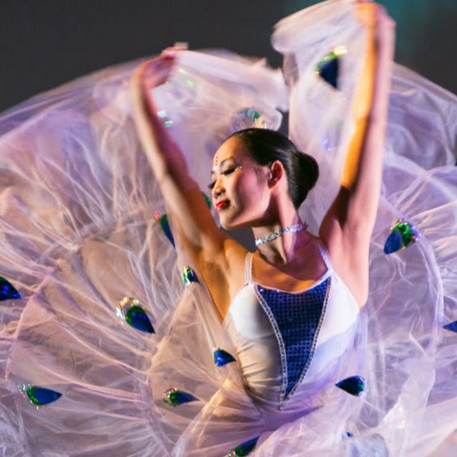 bright Pearl Dance - YouTube