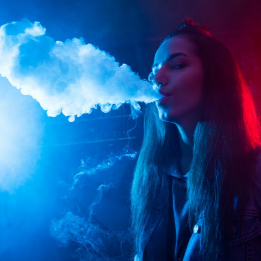 Smoking power unique girls - YouTube