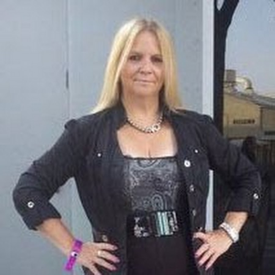 Geri Reischl - YouTube