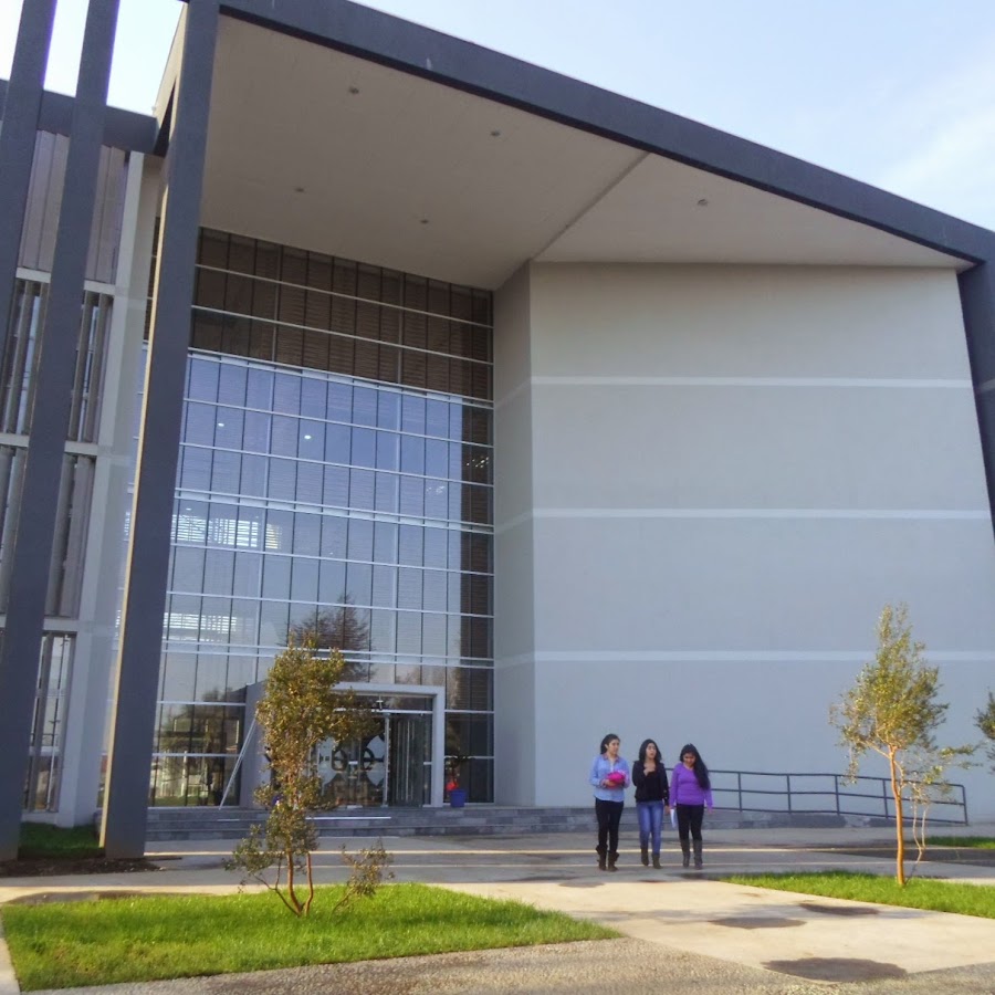 Facultad de Ciencias Jurídicas y Empresariales Universidad de La ...