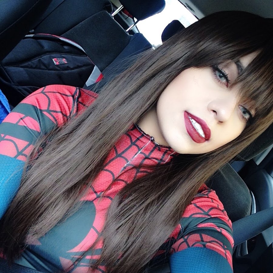 Lorraine Cosplay - YouTube