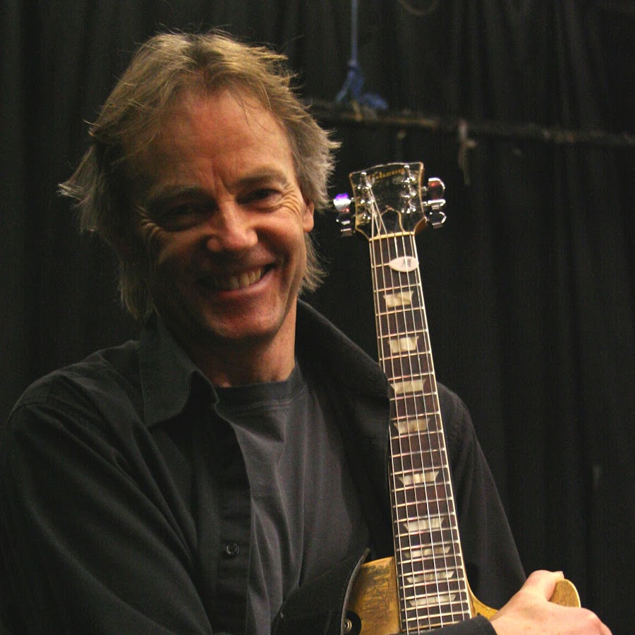 Snowy White Official - YouTube