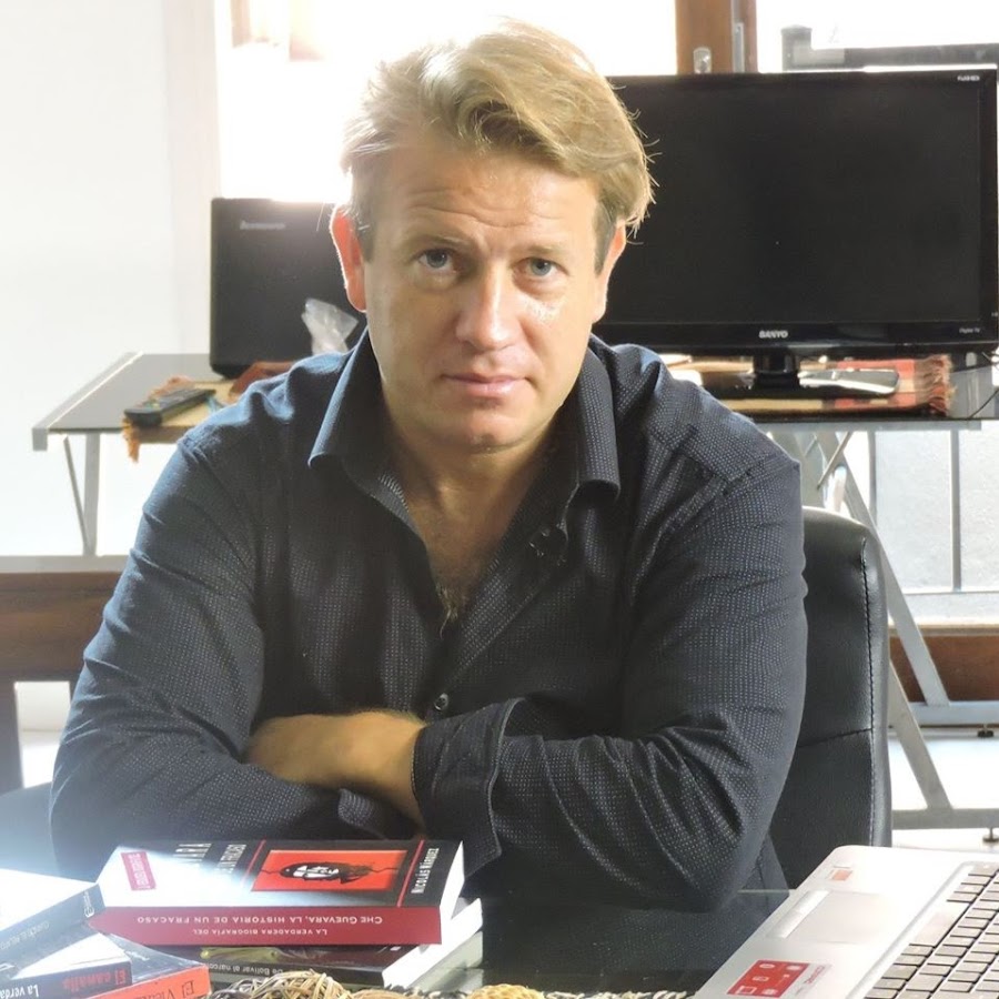 Nicolás Márquez - YouTube