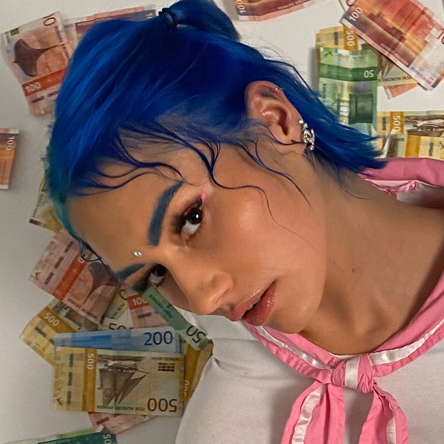 Helene Ekra - YouTube