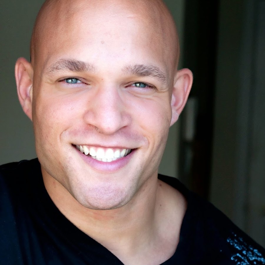 Tony Wade (Actor) - YouTube