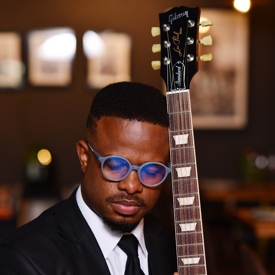 Billy Monama - YouTube