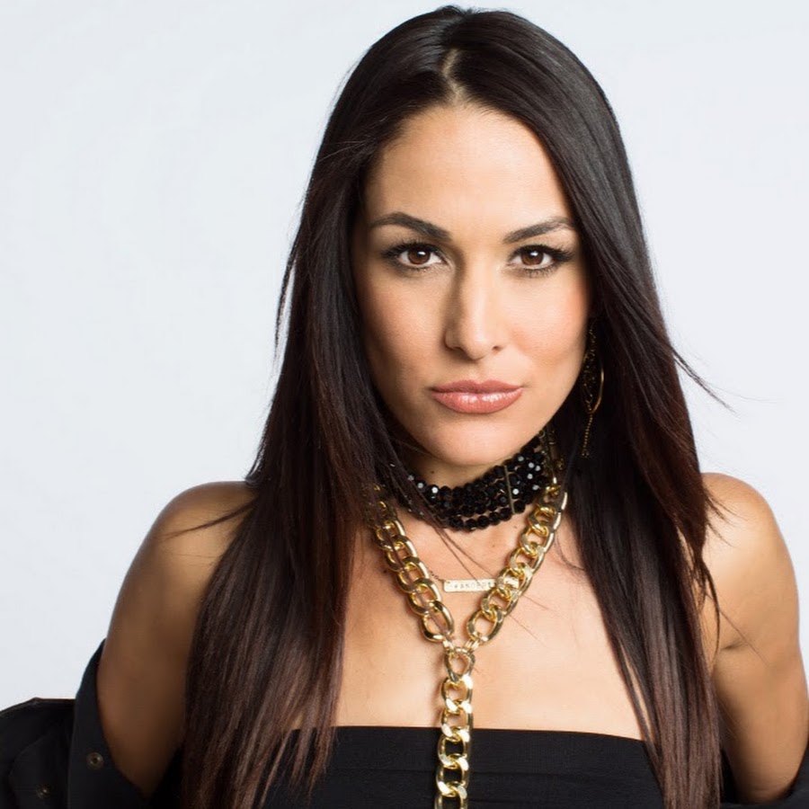 Brie Bella - YouTube