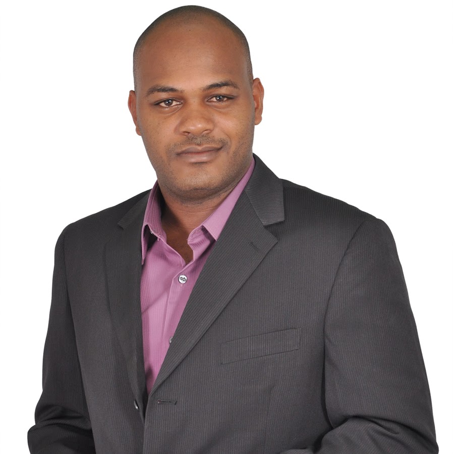 Gordon Moseley - YouTube