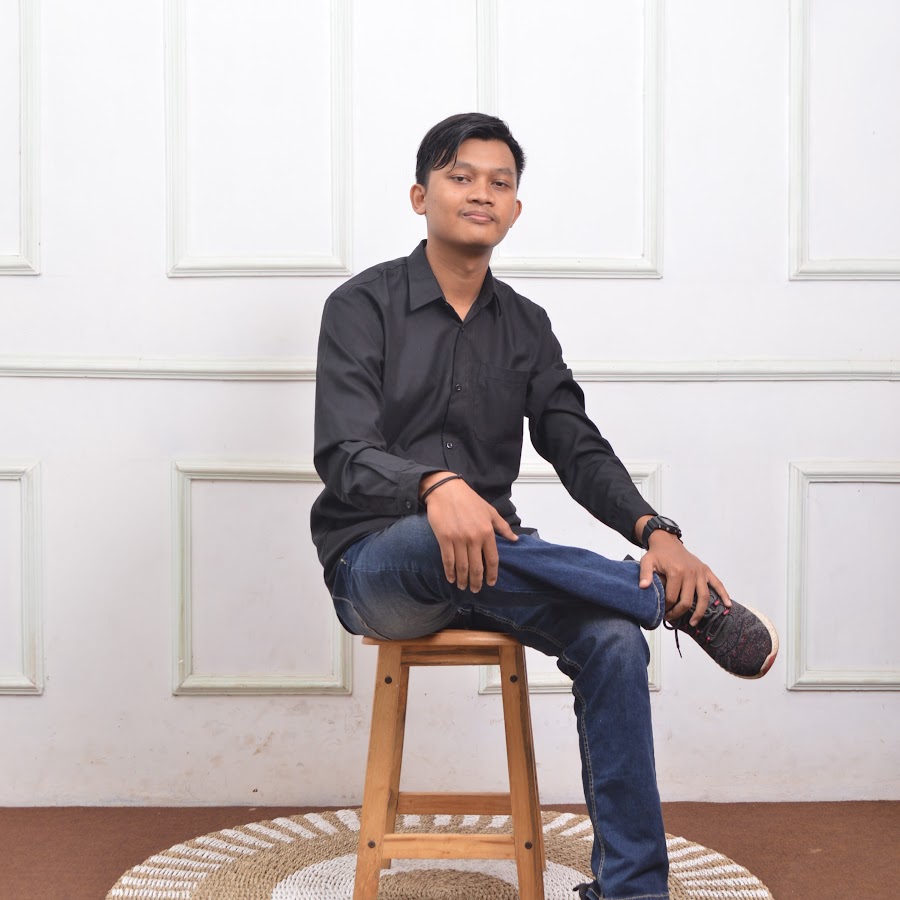 Luqman Hakim - YouTube