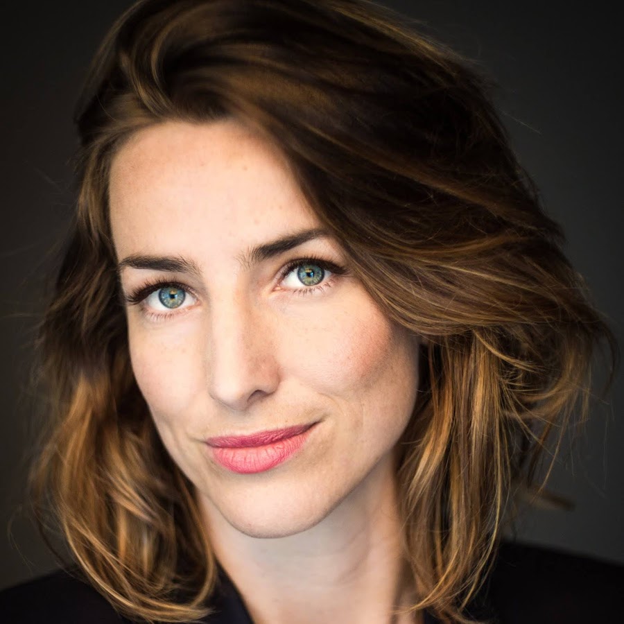 Fleur Launspach - YouTube