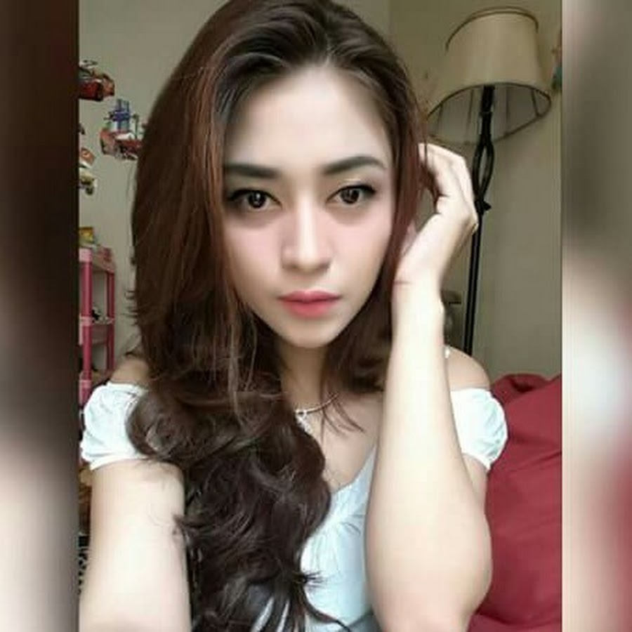 Gege Fransiska - YouTube