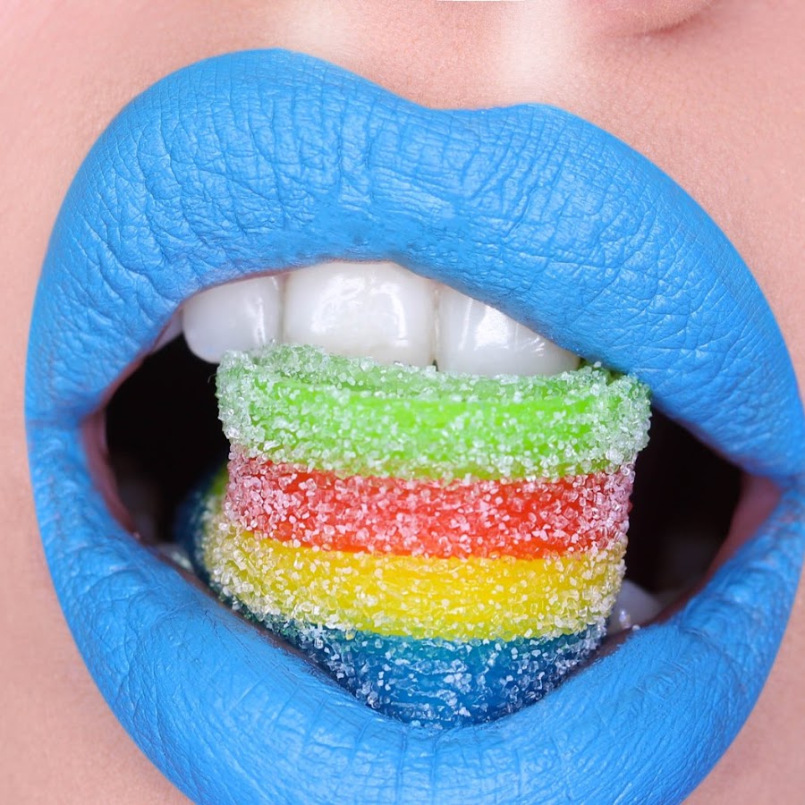 Lips On Fire - YouTube