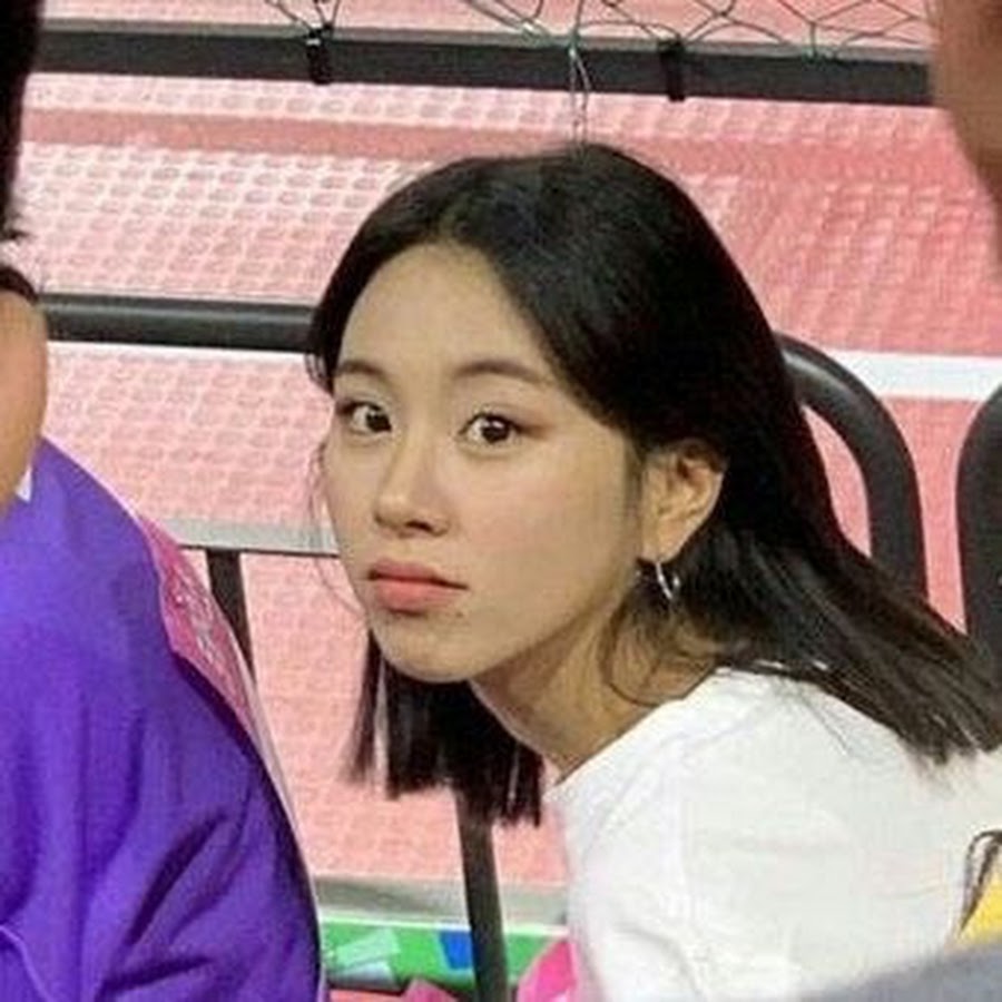 Rei & k-pop - YouTube