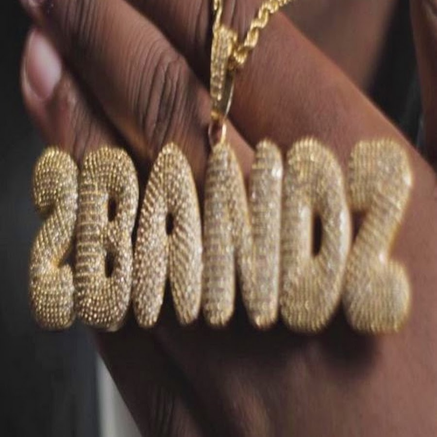 2 Bandz - YouTube