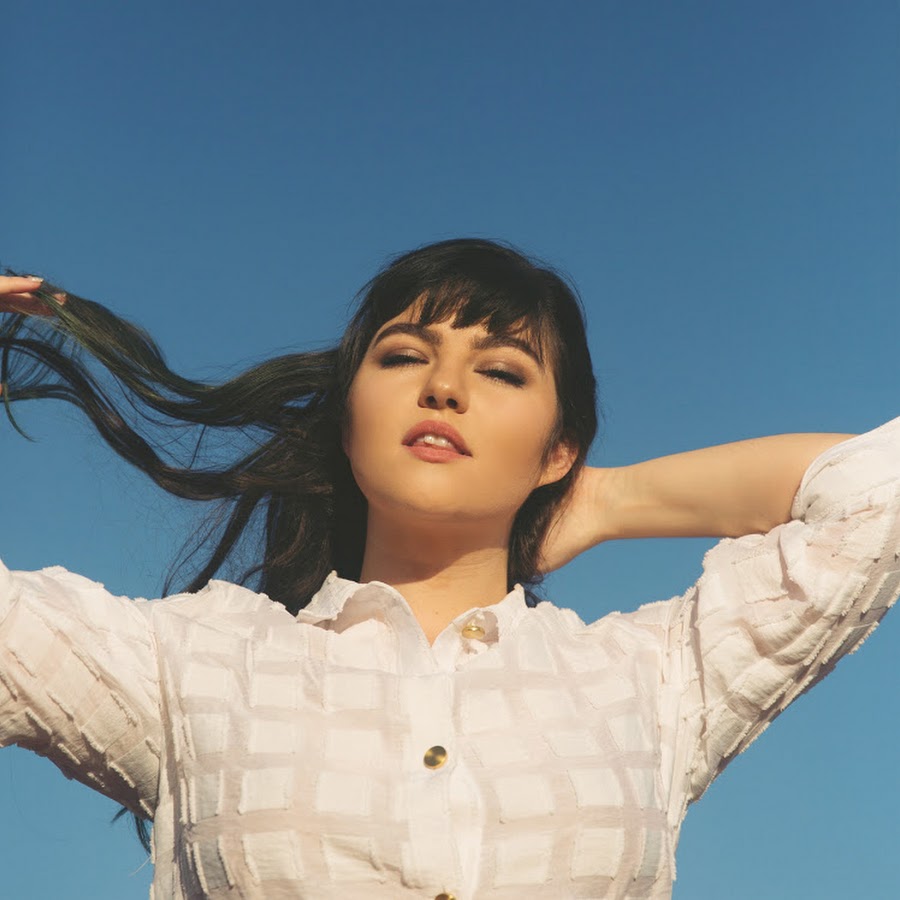 Phoebe Ryan - YouTube