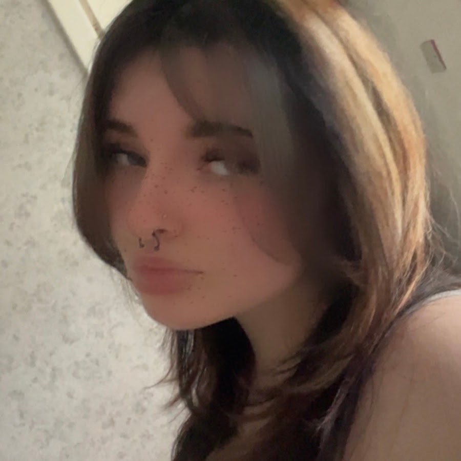 Miss Sunny - YouTube