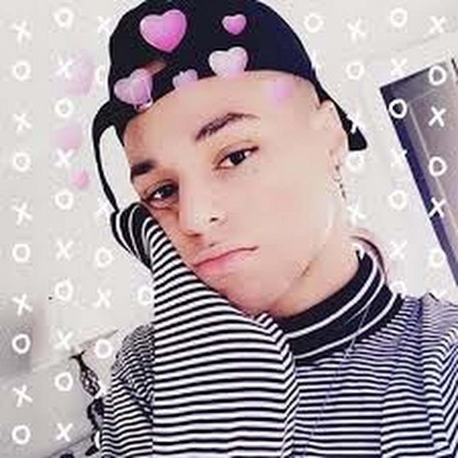 Larray Love - YouTube