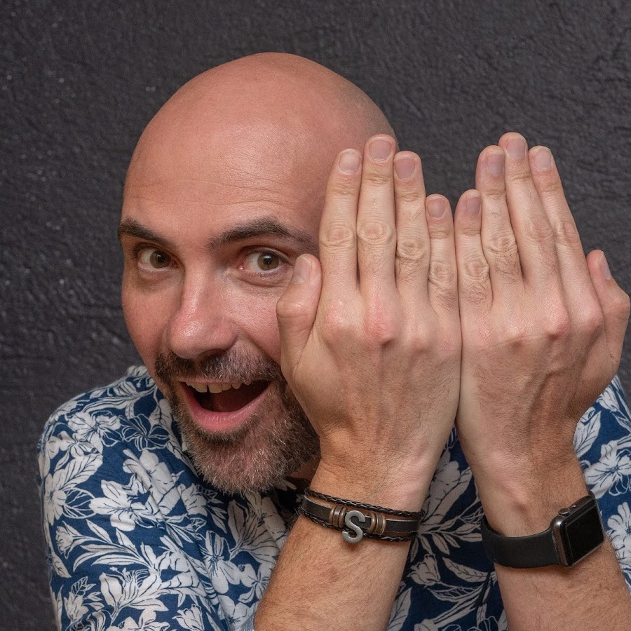 Mr. Simon Music - YouTube