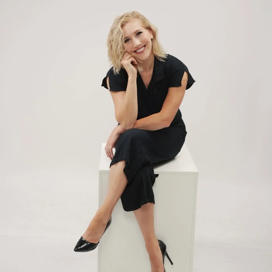 Stephanie Standerwick - YouTube