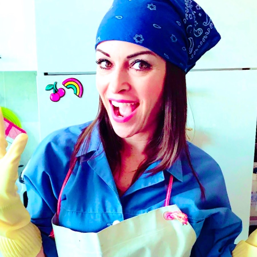Maid in Italy - YouTube