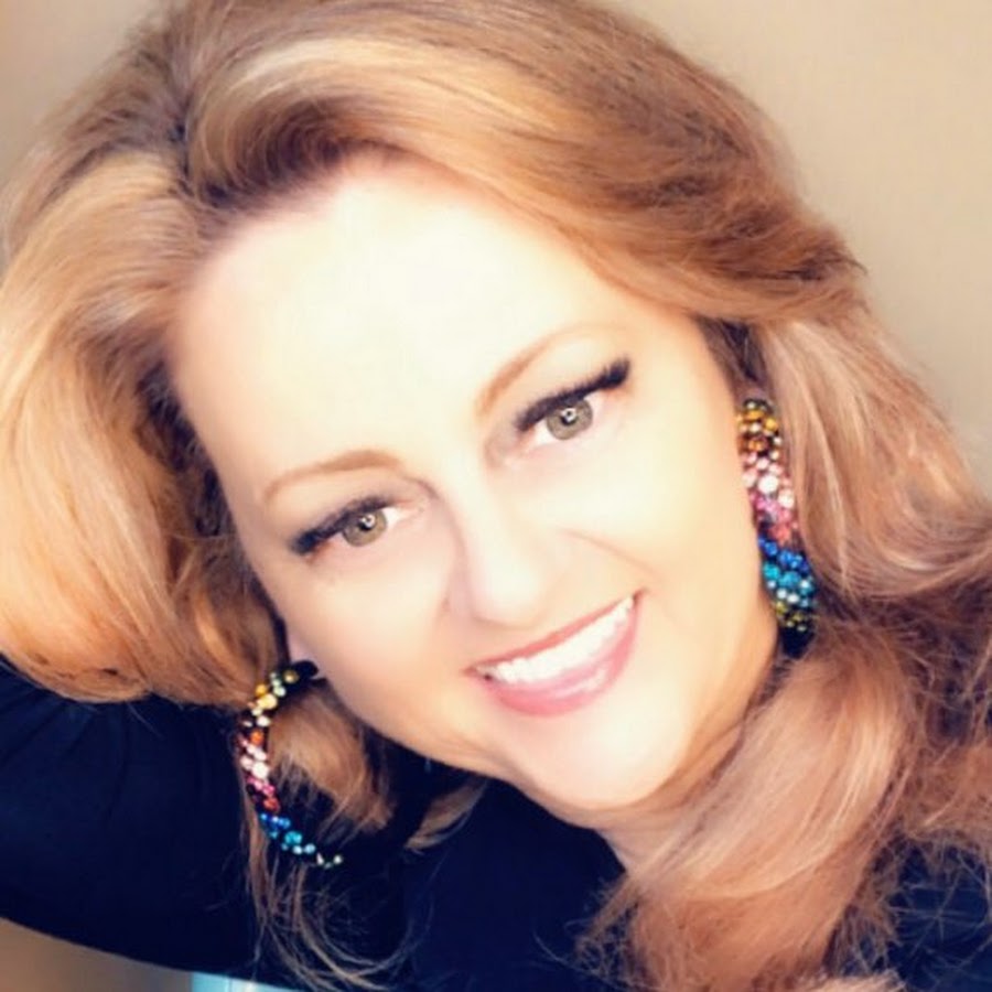 Vicki Yohe Official YouTube Channel Vicki Yohe - YouTube