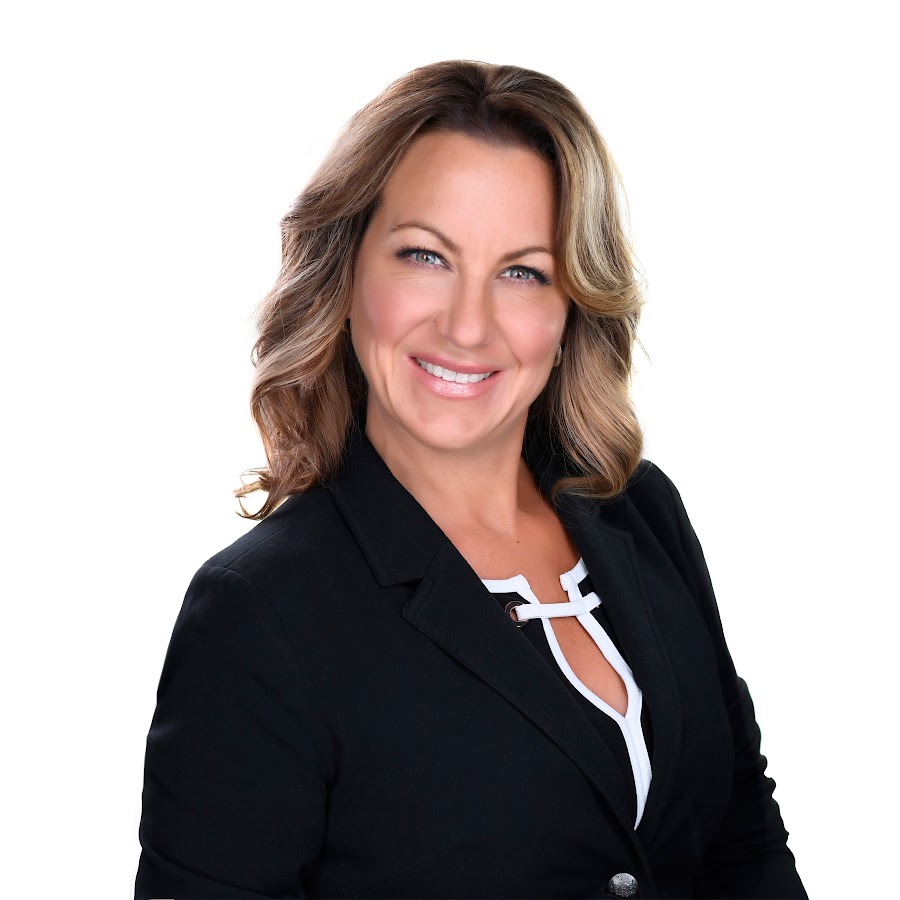 Colleen Lyle Real Estate Inc. Brokerage - YouTube