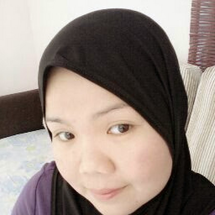 Julia Hanna - YouTube