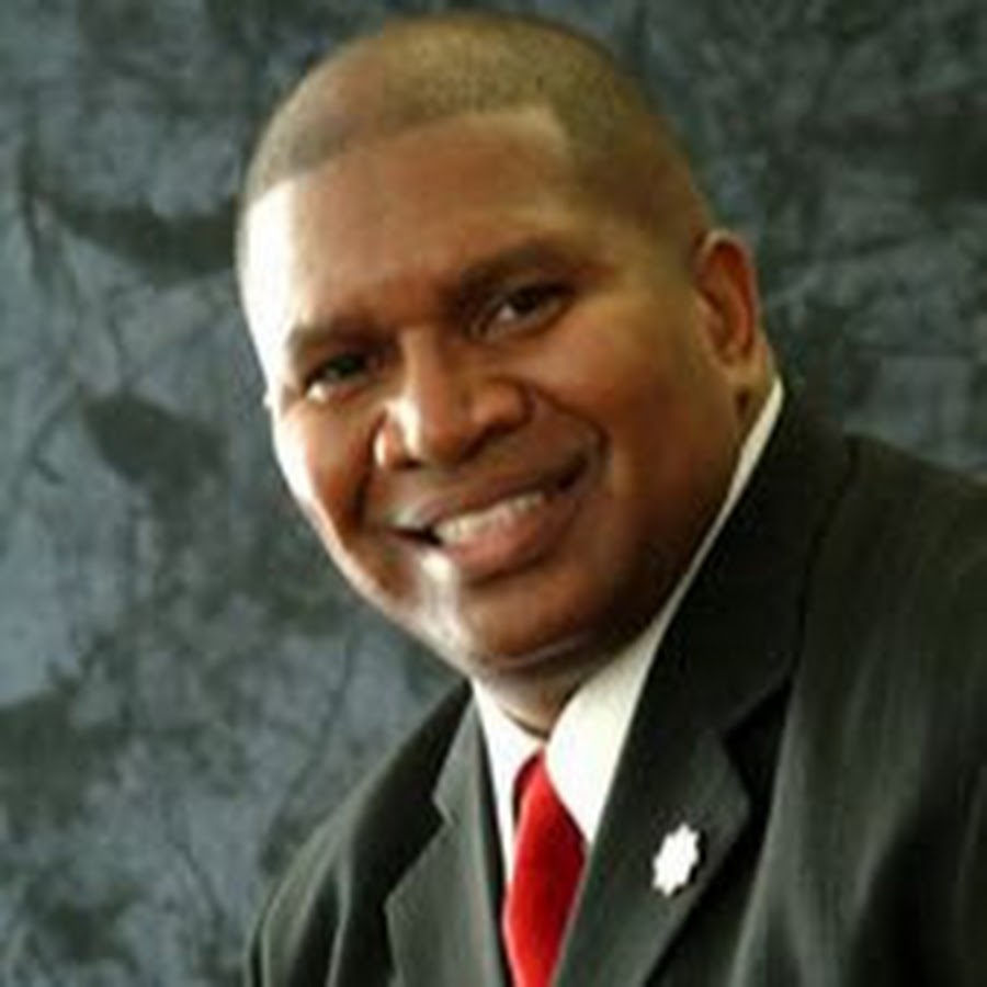 Derek Smith - YouTube