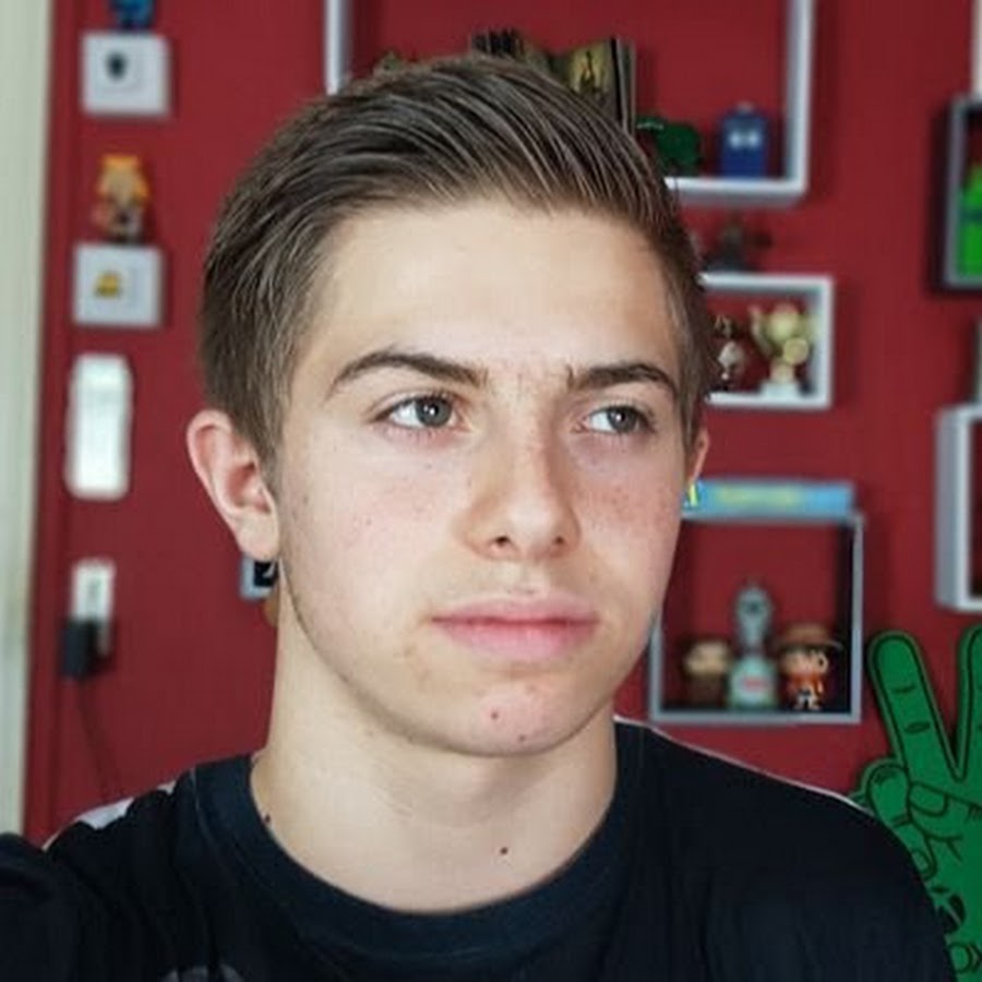 Michou Live Stream - YouTube