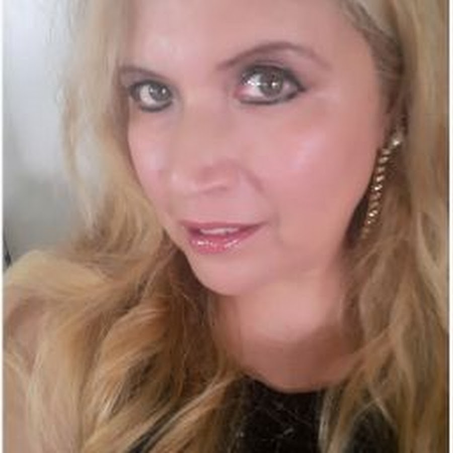 At Home With Lady Phoenix - YouTube