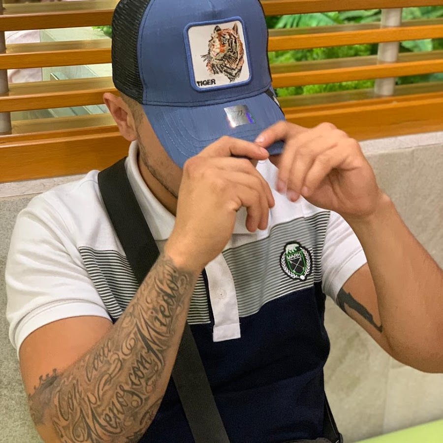 El Zero Official - YouTube