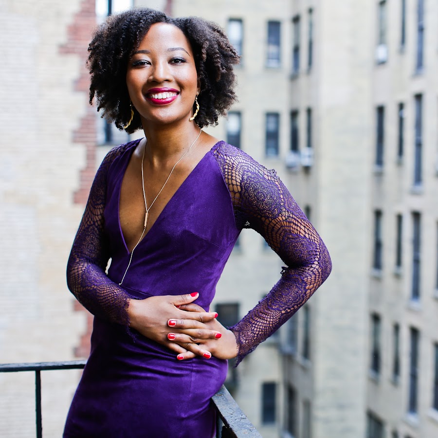 Lyvia Cairo - YouTube