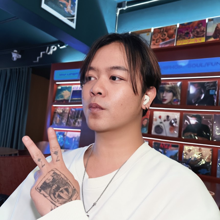 Tiick or Treats ! Official - YouTube