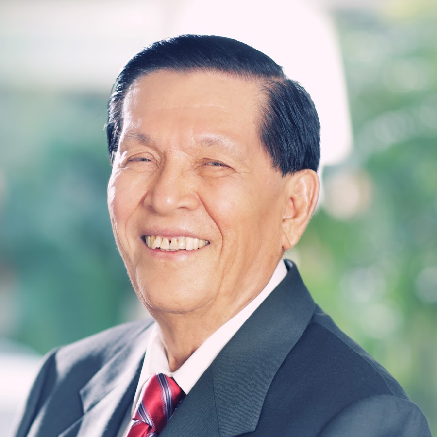 Juan Ponce Enrile - YouTube