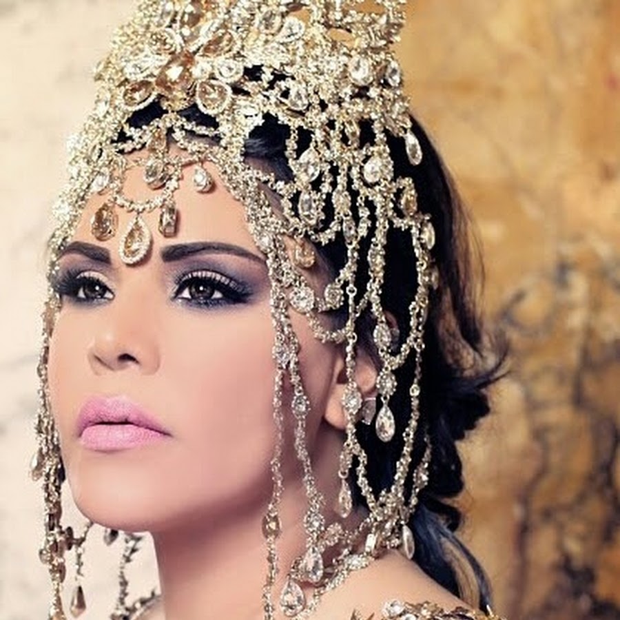 Ahlam Alshamsi - YouTube