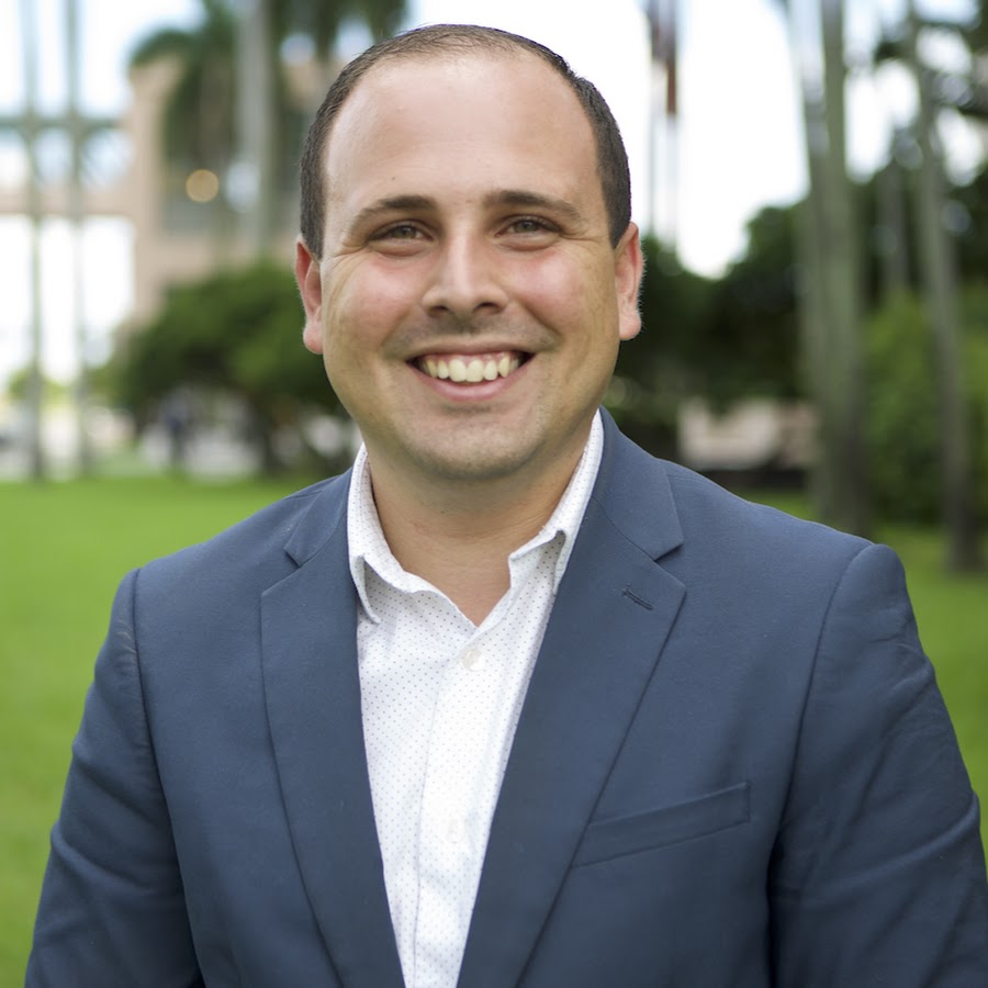 Andrew Ruiz - YouTube