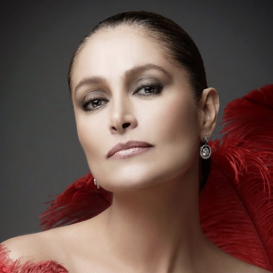 Daniela Romo Chile - YouTube