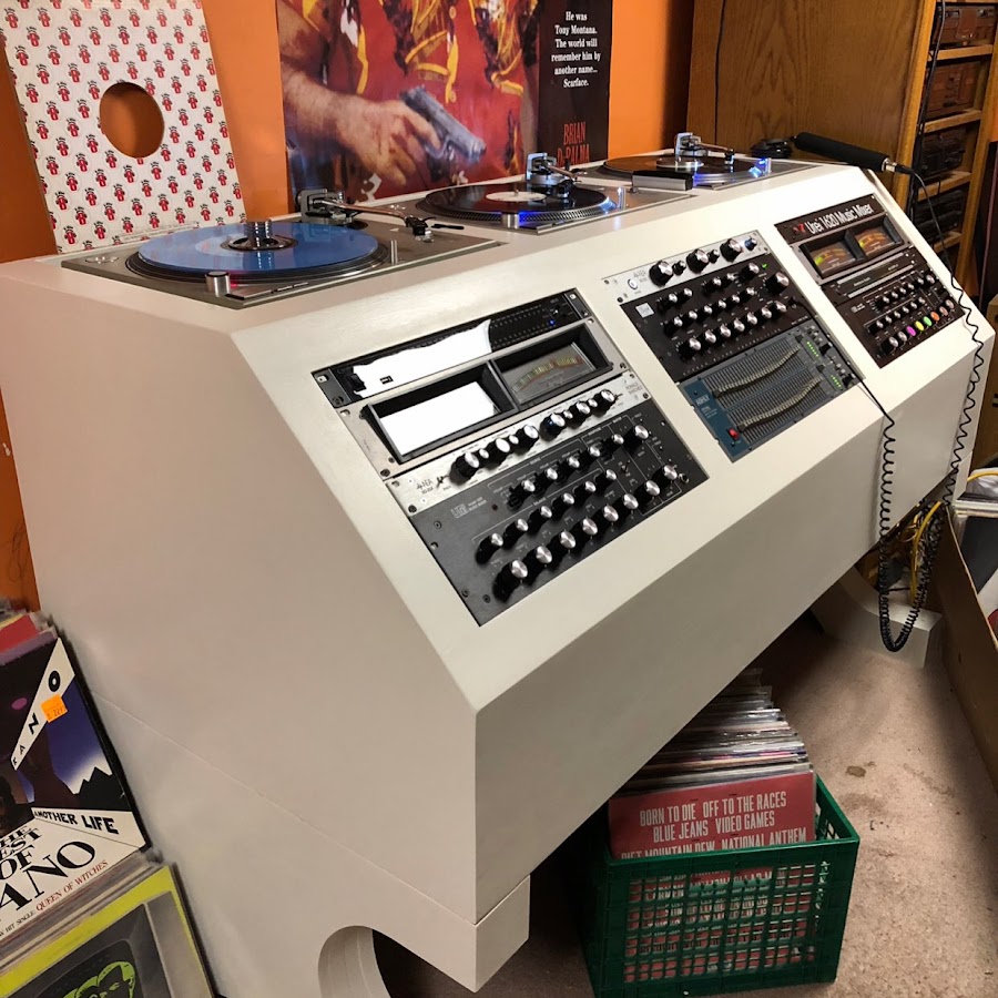 The Analog Sound - YouTube