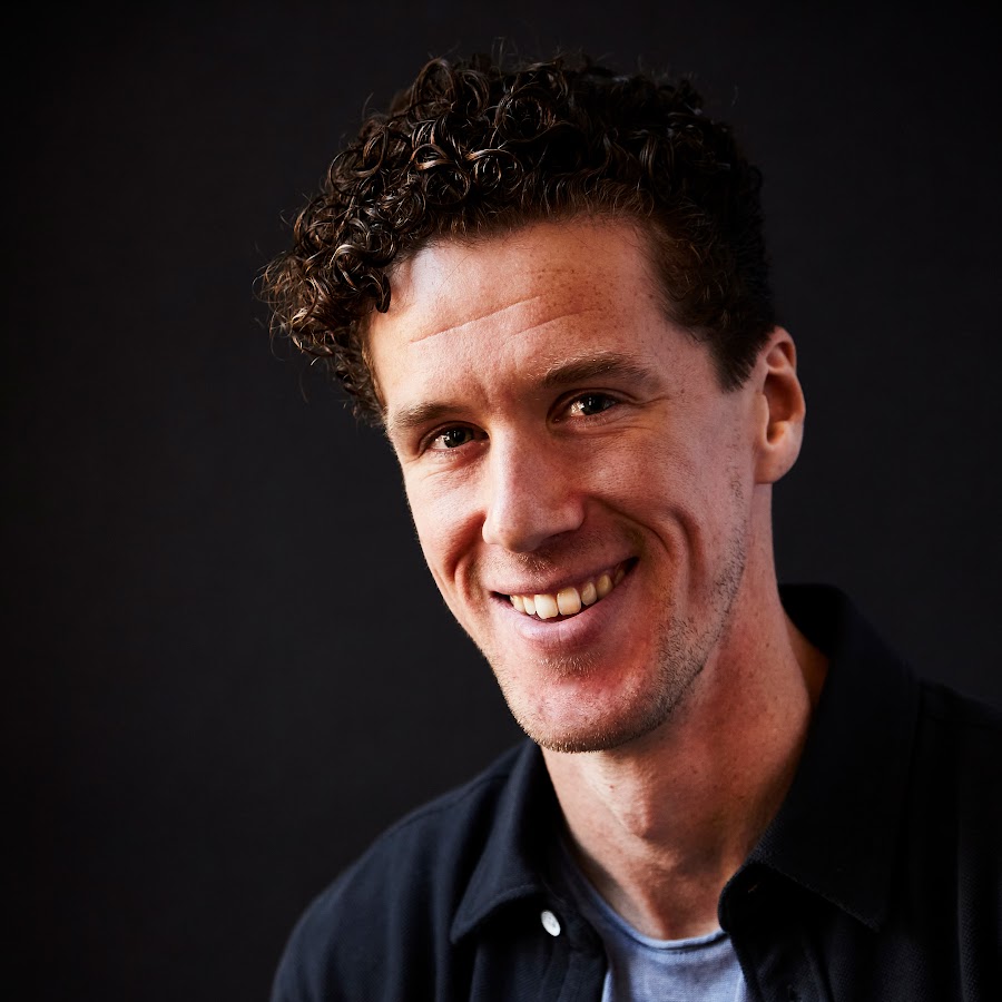 Leo Roberts - YouTube