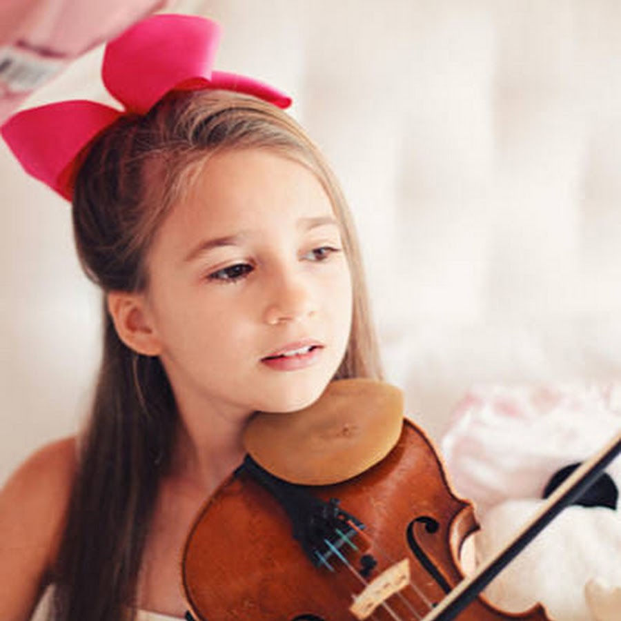 Karolina Protsenko TV - YouTube