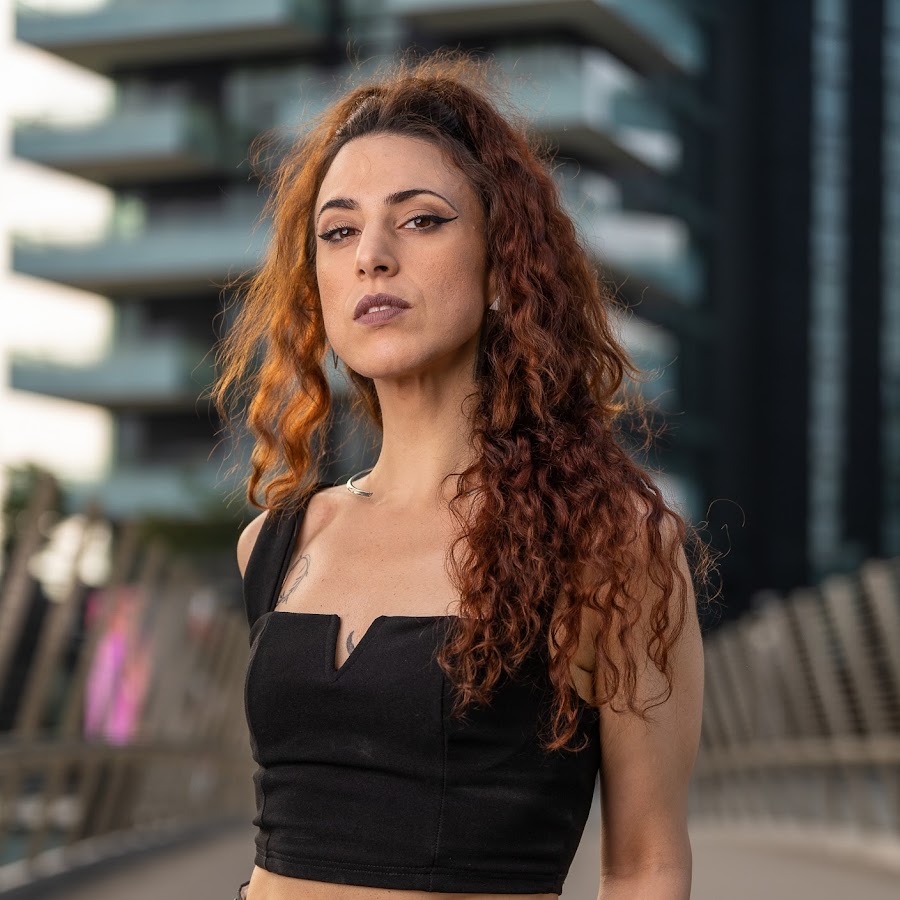 Anna Soares Official - YouTube