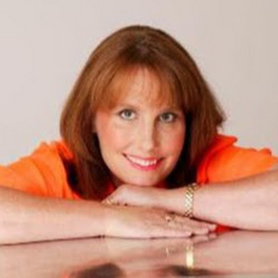 Susannah Fullerton - YouTube