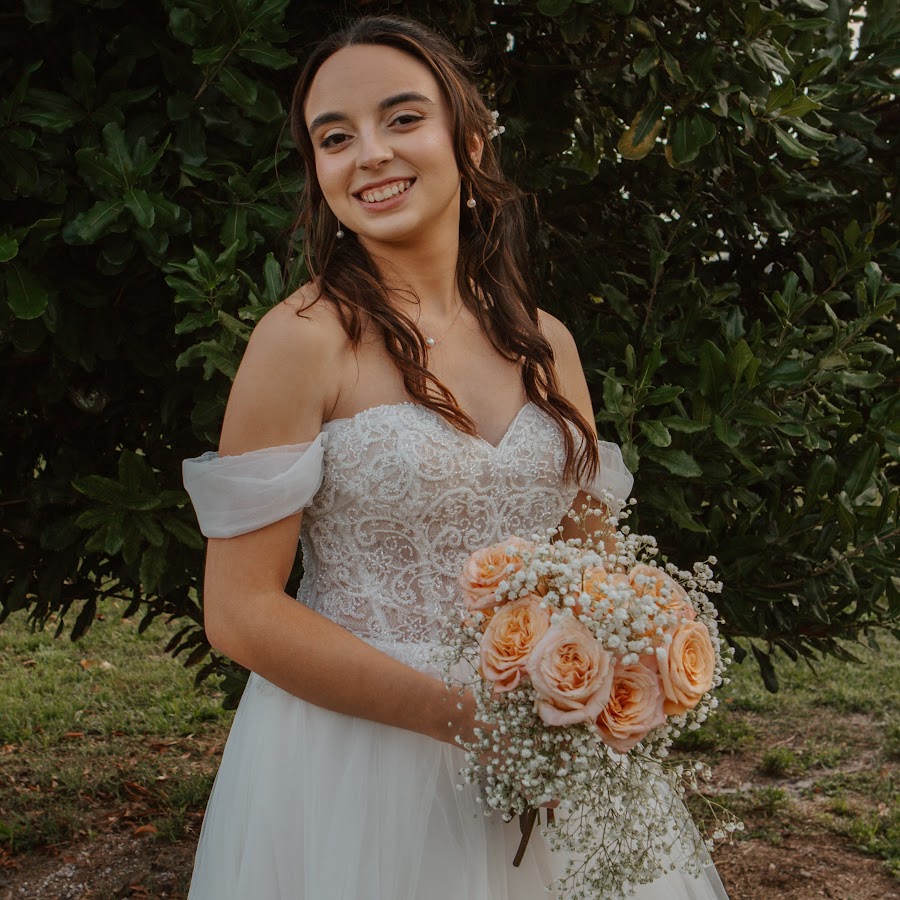 Emily Cruz - YouTube