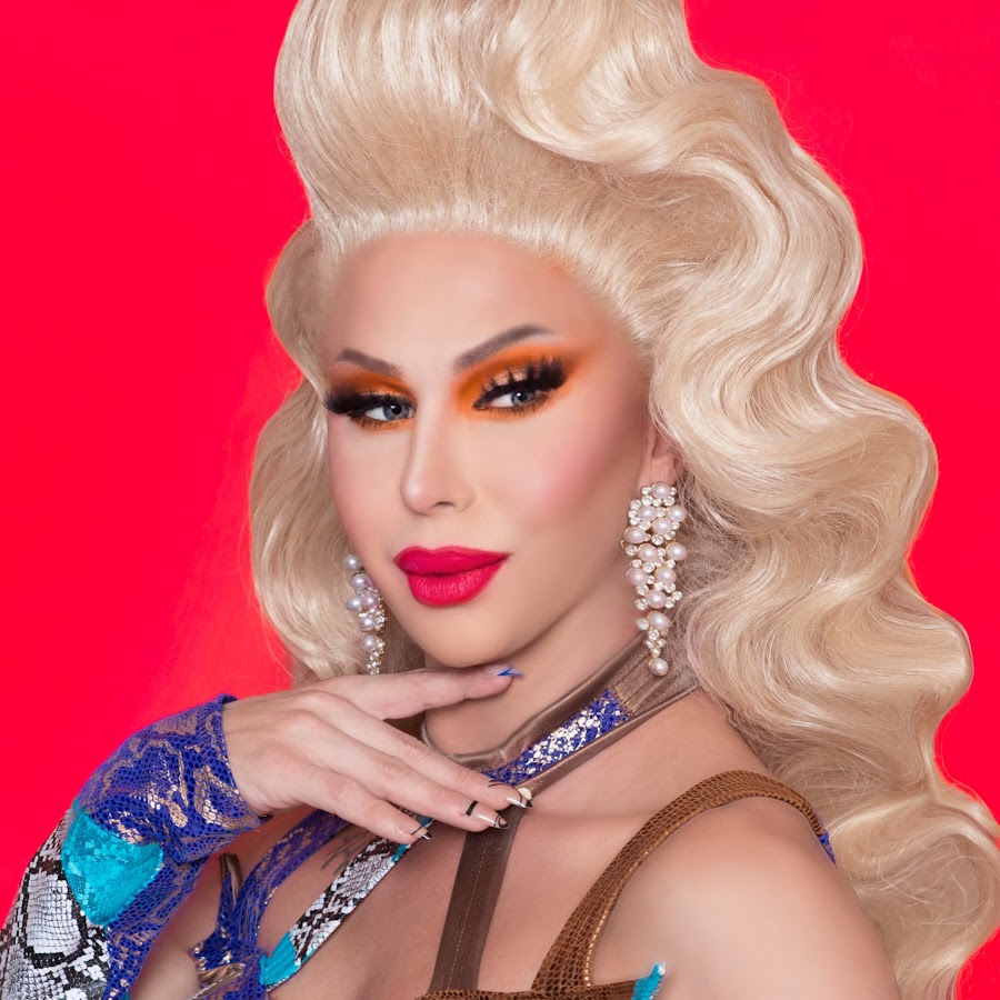 Trinity The Tuck - YouTube