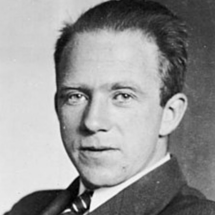 Werner Heisenberg - YouTube