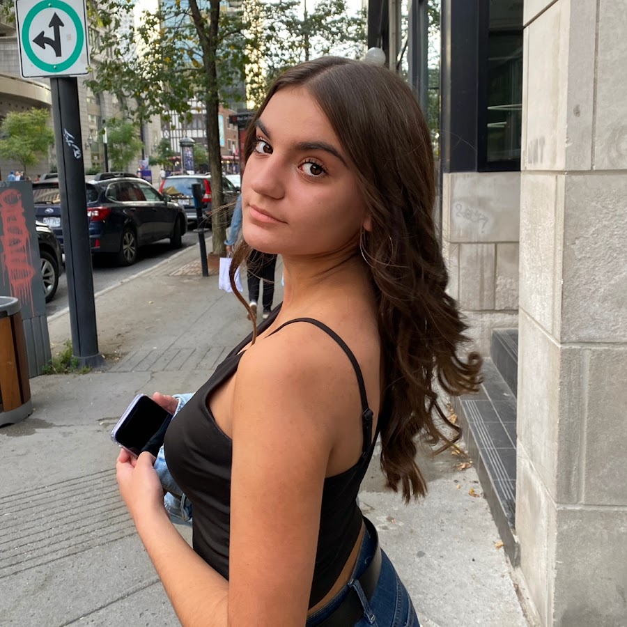 Daniela Sofia - YouTube