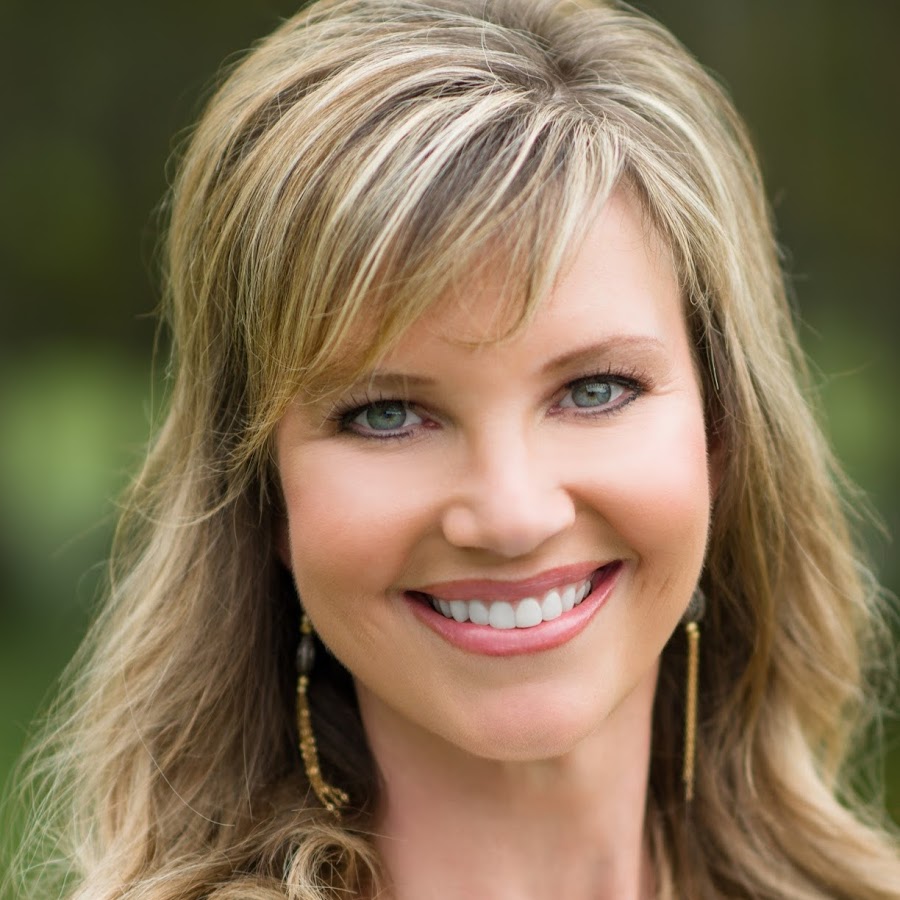 Missy Robertson - YouTube