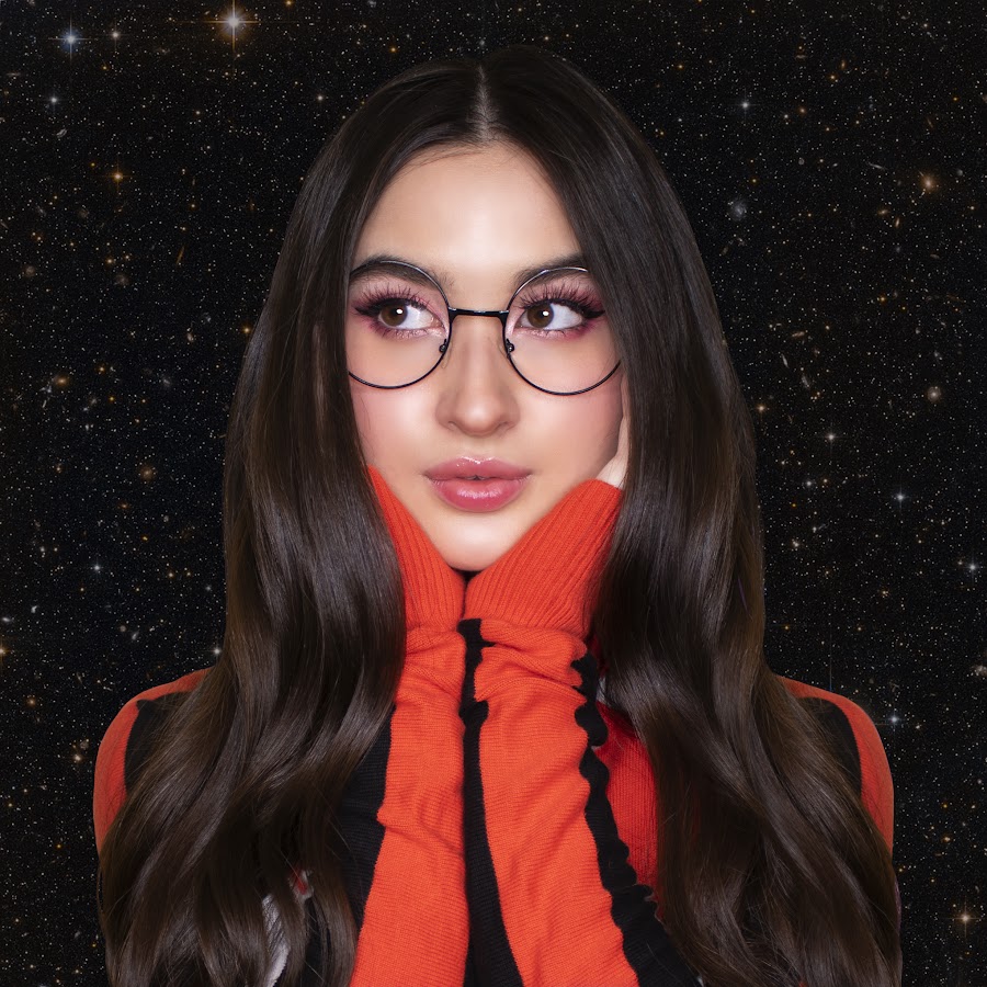 Stephanie Poetri - YouTube